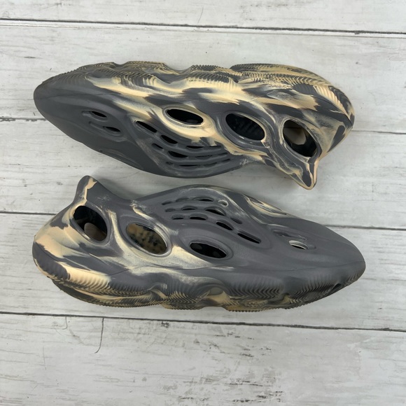 Yeezy | Shoes | Adidas Yeezy Foam Runner Mxt Moon Gray Size 5 Us | Poshmark